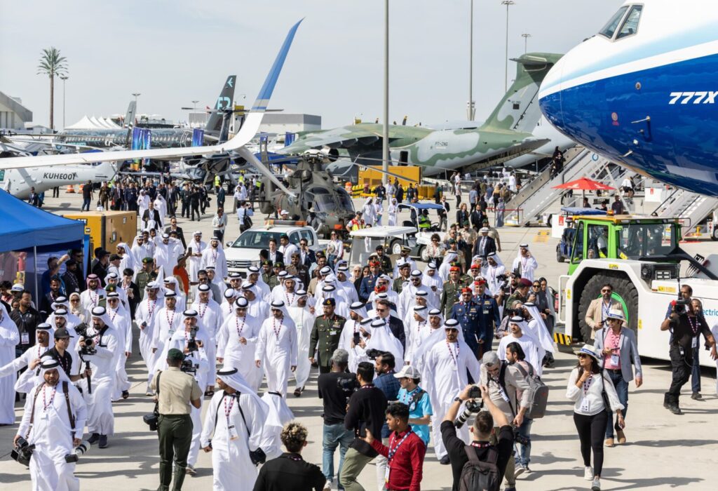 Akaer encerra mais uma participação de sucesso no Dubai Airshow - DefesaNet