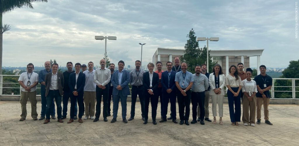 SAFRAN Eletrônica & Defesa Brasil recebe CEO da matriz francesa - DefesaNet