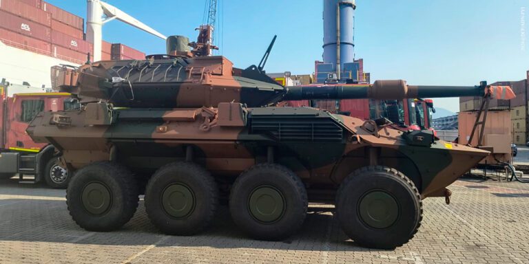 Centauro II: desembarca no Brasil o novo blindado do Exército - DefesaNet